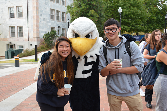 Emory celebrates Homecoming and Family Weekend