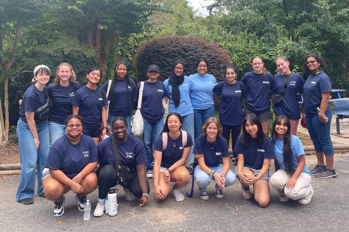 Welcoming Day of Service volunteers build Emory community, serve Atlanta