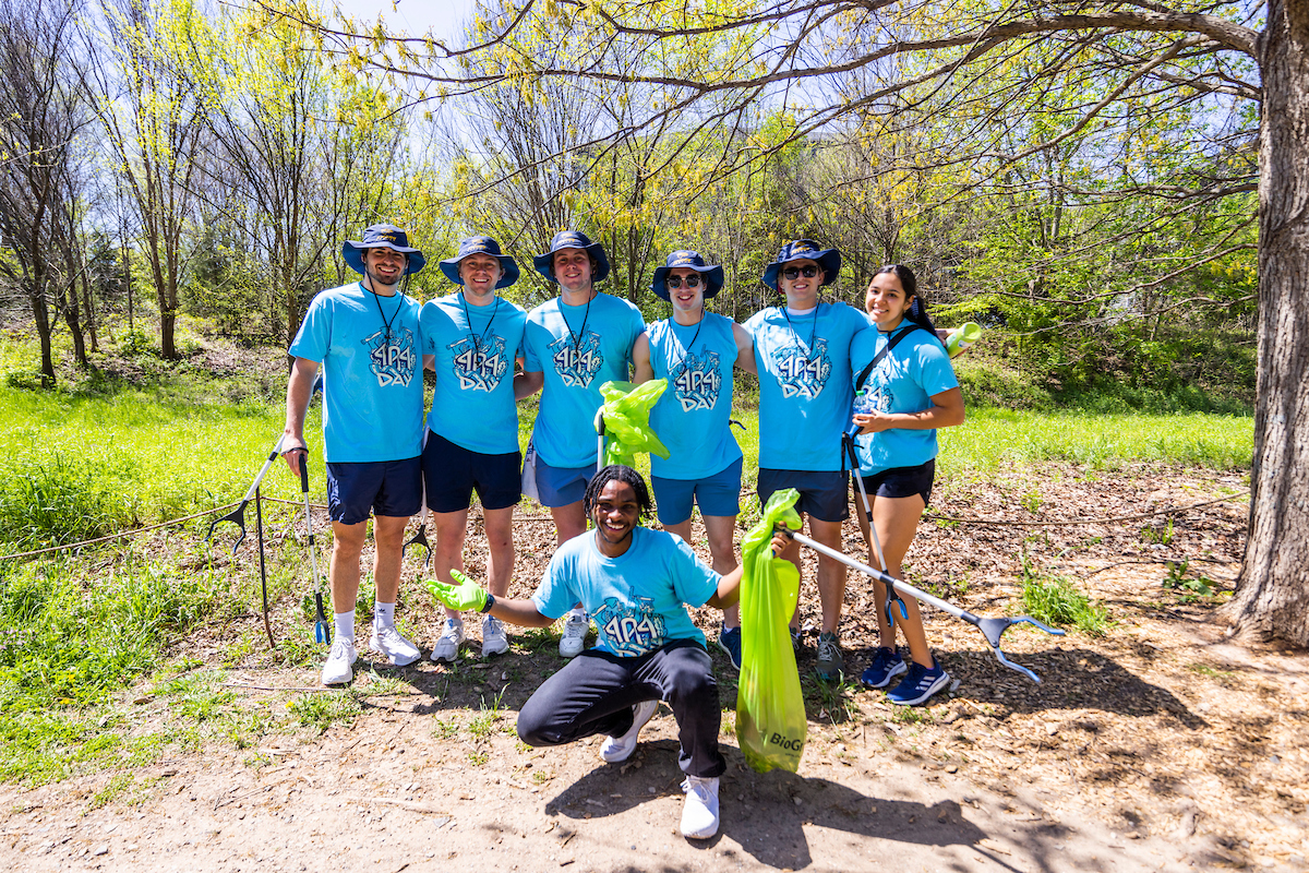 Emory students celebrate Atlanta’s 404 Day with volunteer community service